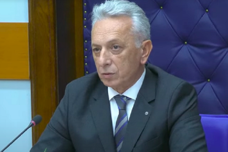 Član Senata DRI Milan Dabović: PDV mora na 30+ odsto ako se ukinu ili ... Član Senata DRI Milan Dabović: PDV mora na 30+ odsto ako se ukinu ili ...