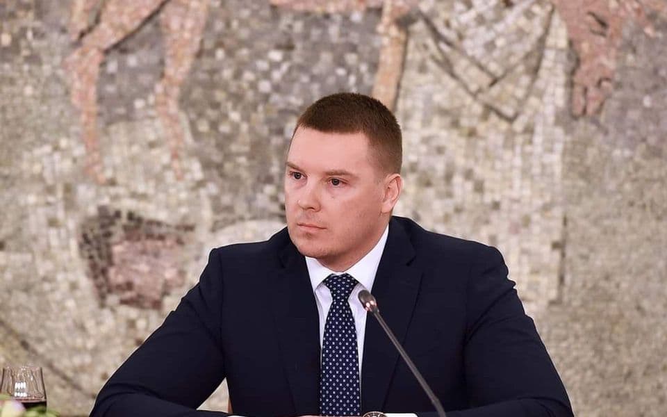 Adžić o dojavama o bombama: Narativ koji stvara DPS pogoduje i klincima ... Adžić o dojavama o bombama: Narativ koji stvara DPS pogoduje i klincima ...